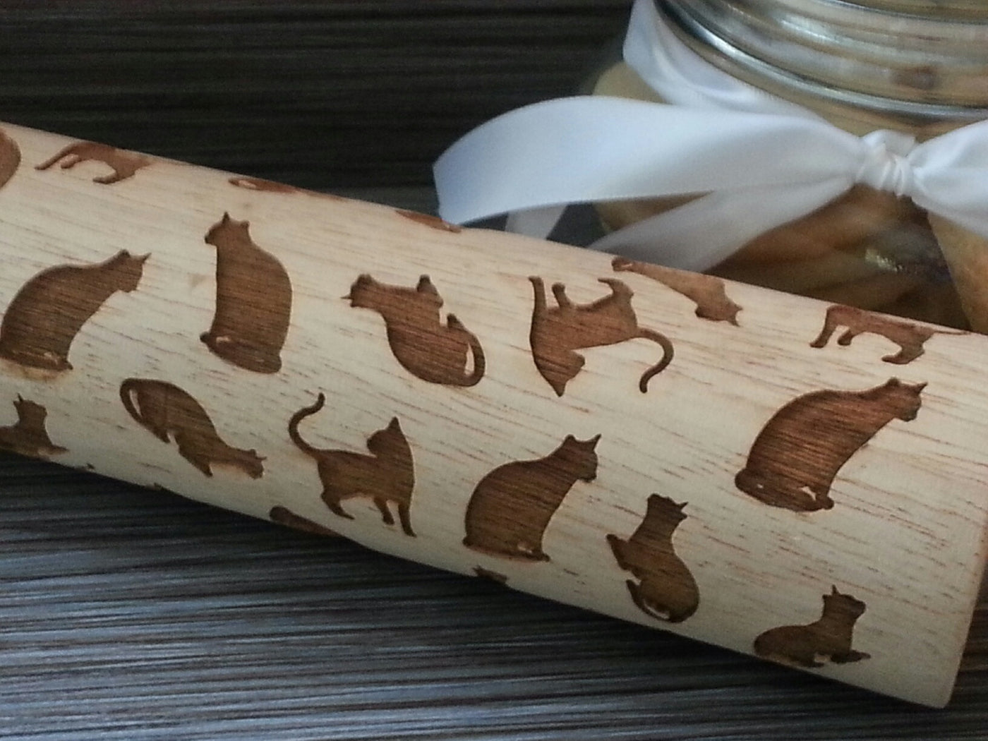 Embossed Cats Rolling Pin – Unique Baking & Pottery Tool – sweetrollingpins